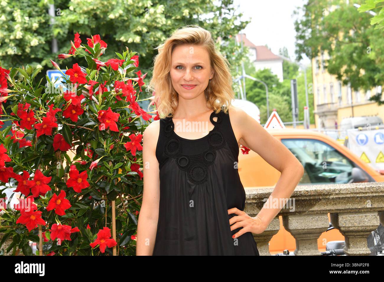 Teresa Rizos / FFF Bayern Empfang 2025 / Filmfest München 2025 /Cafe ...