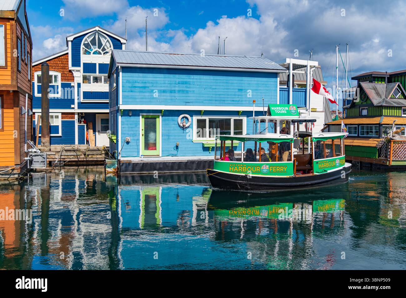 Harbour ferry fishermans wharf hi-res stock photography and images - Alamy