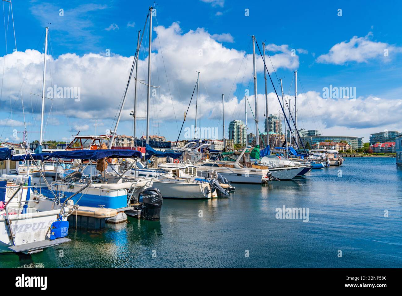James bay canada hi-res stock photography and images - Alamy