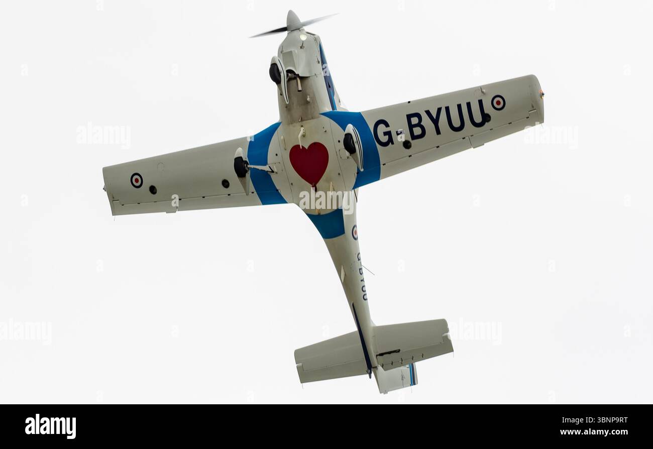 Grob G115E Tutor of the RAF Tutor Display performs in the flying ...