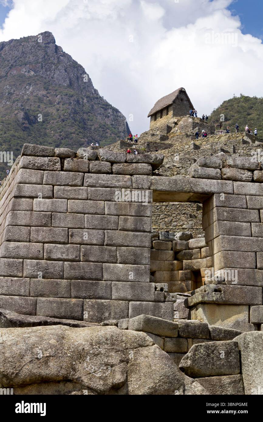 Vertical view machu picchu hi-res stock photography and images - Alamy