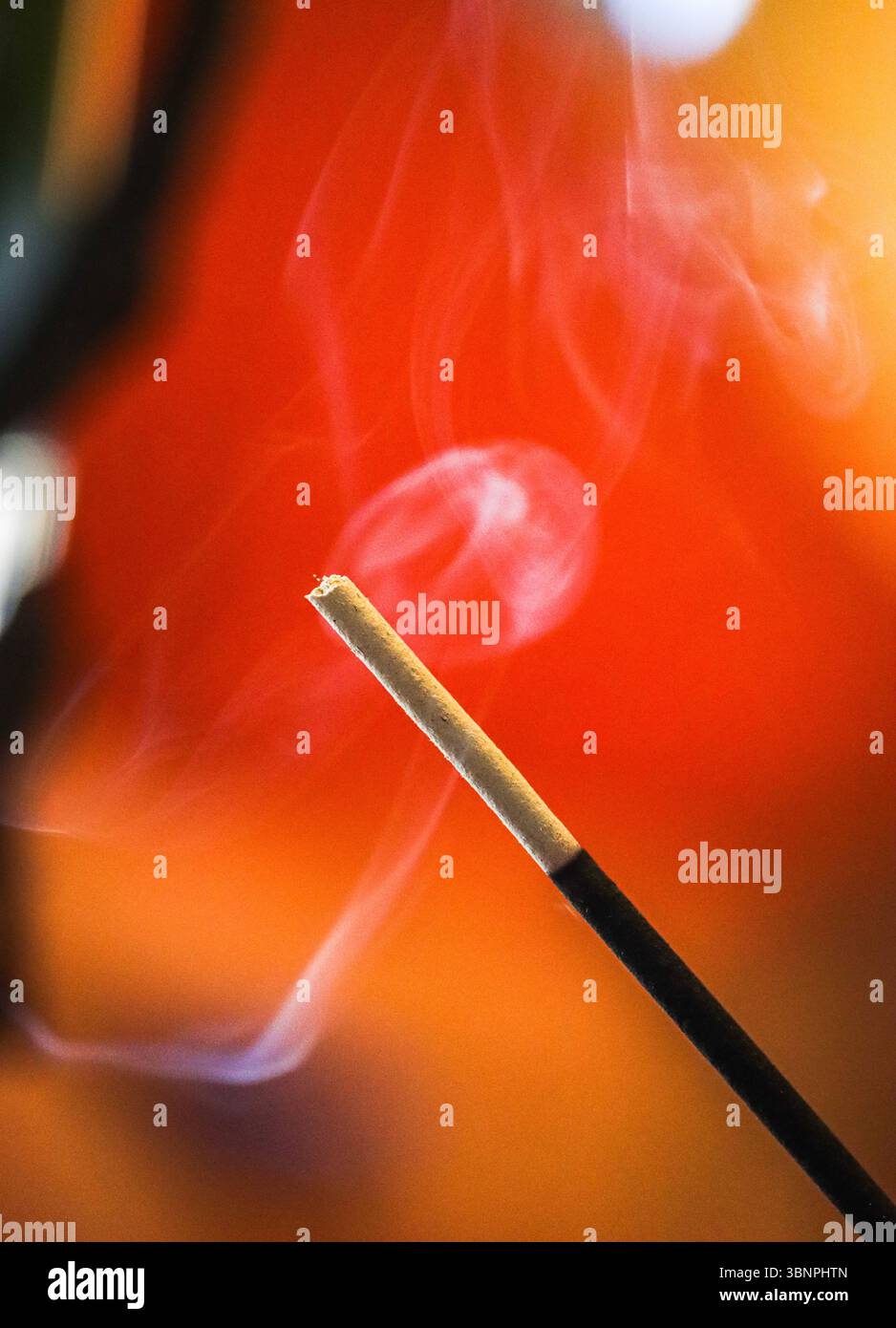India iran smoke hi-res stock photography and images - Alamy