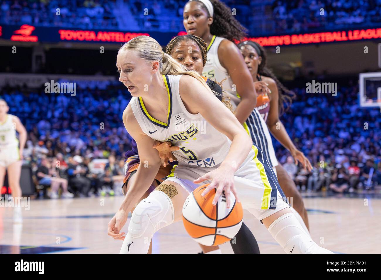 Phoenix mercury minnesota hi-res stock photography and images - Alamy