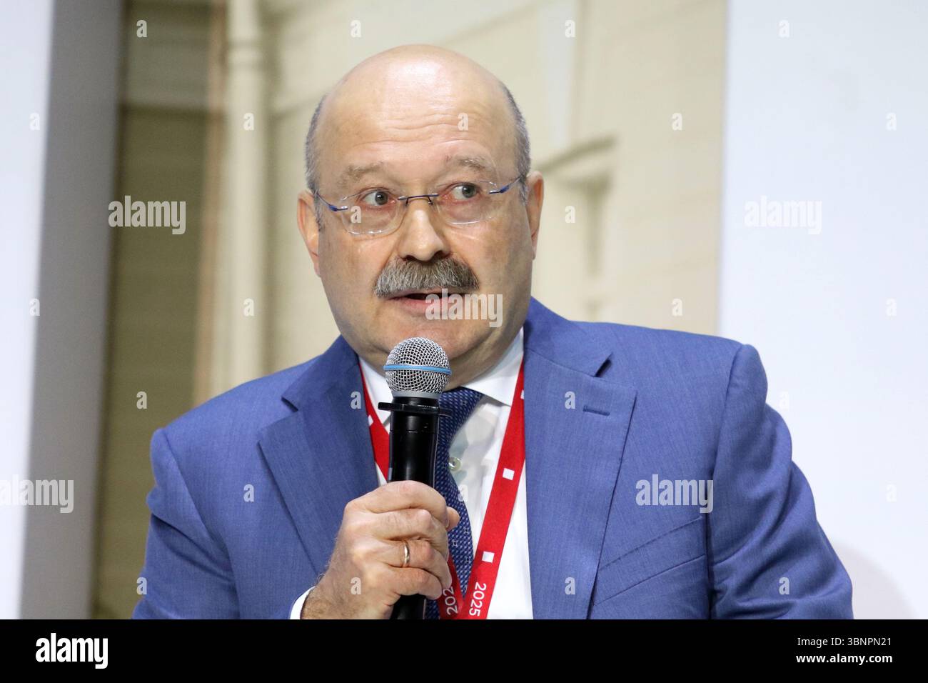Mikhail Zadornov, Economist seen during the session Growth, demand and ...