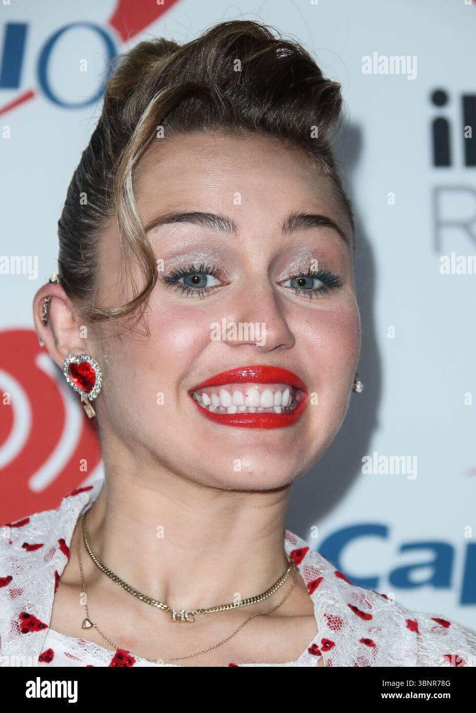 (FILE) Miley Cyrus to receive star on the Hollywood Walk of Fame in ...