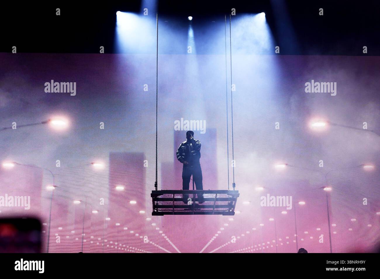 UK. 03rd July, 2025. LONDON, ENGLAND - JULY 3: 50 Cent performs onstage ...