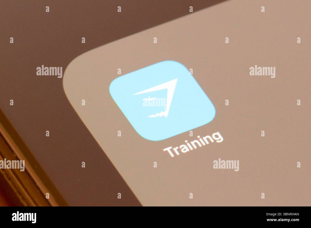 Training health and fitness app on smartphone screen Stock Photo - Alamy