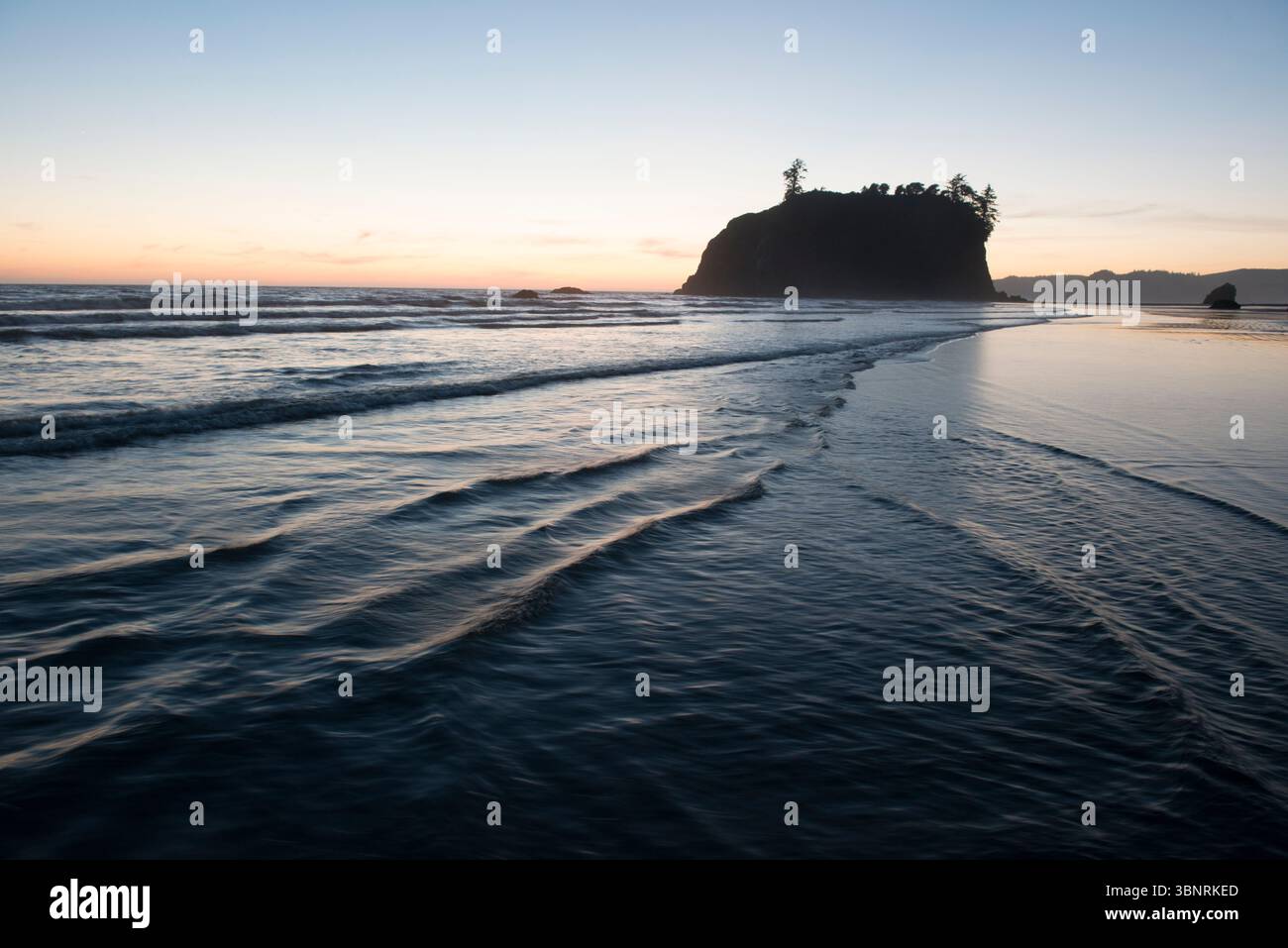 Ruby Beach and sea stack Stock Photo - Alamy