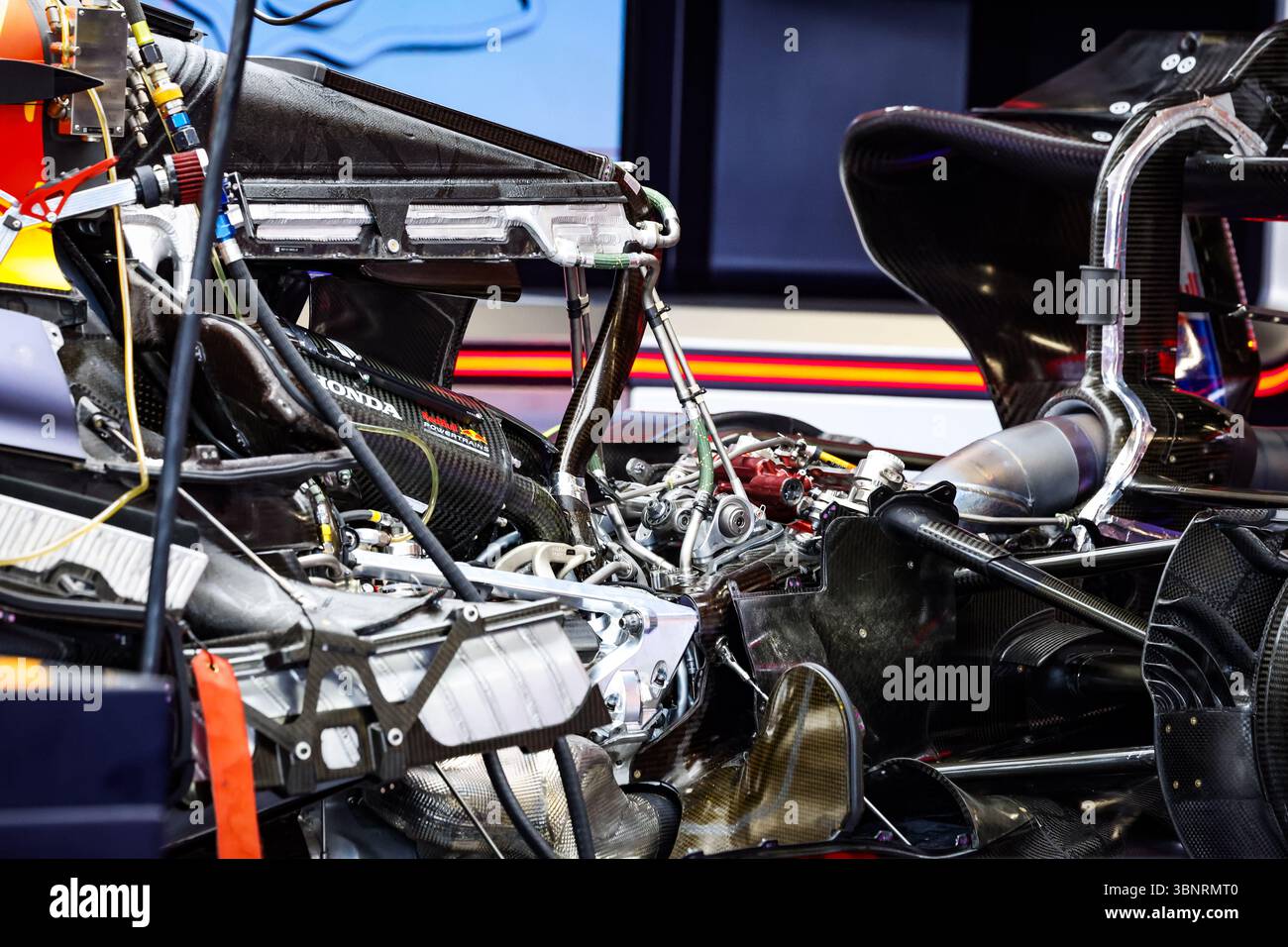 Red Bull Racing RB21, mechanical detail of the engine power unit and ...