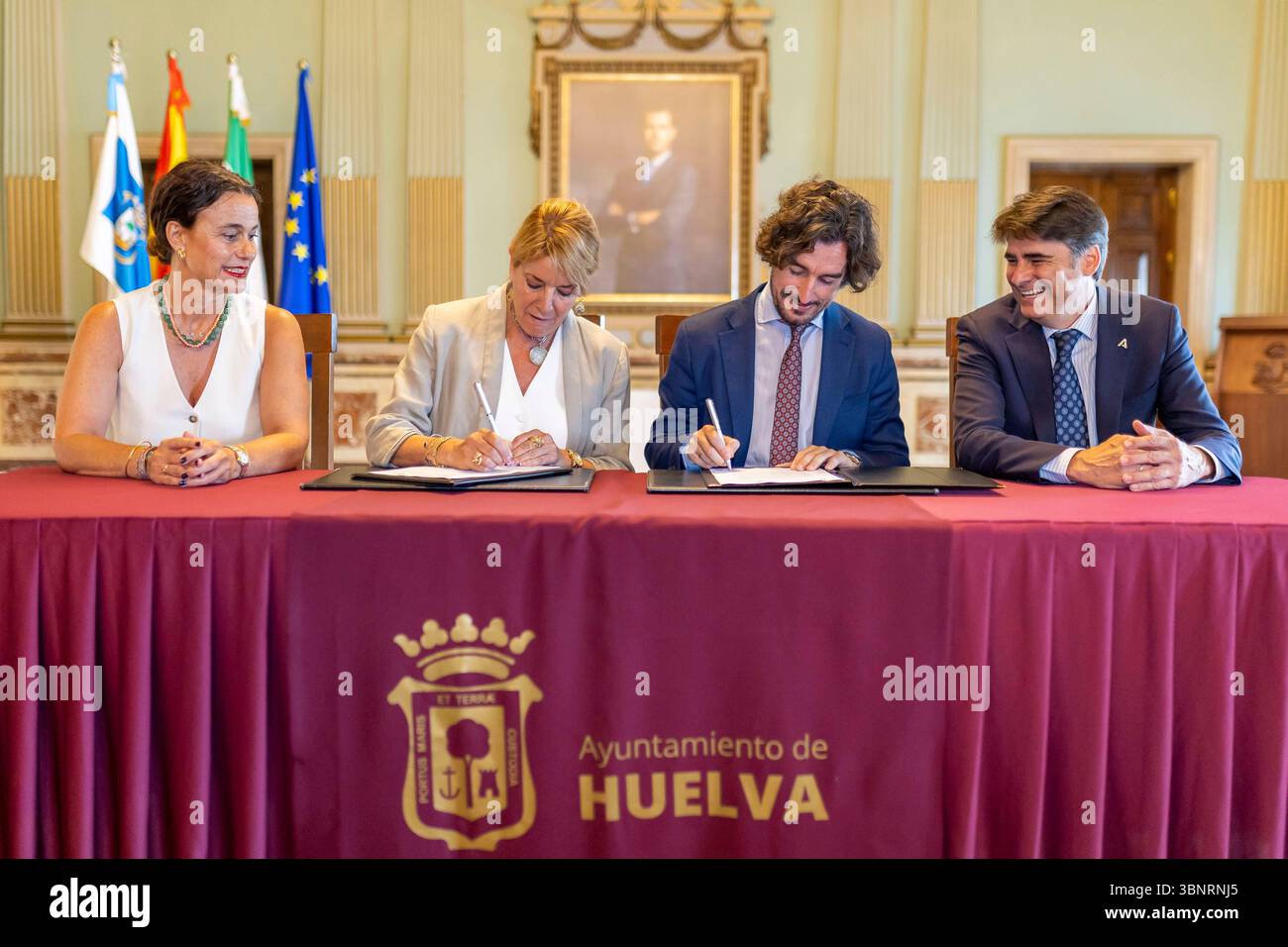 The Mayor of Huelva, Pilar Miranda (2l), the Director General for the ...