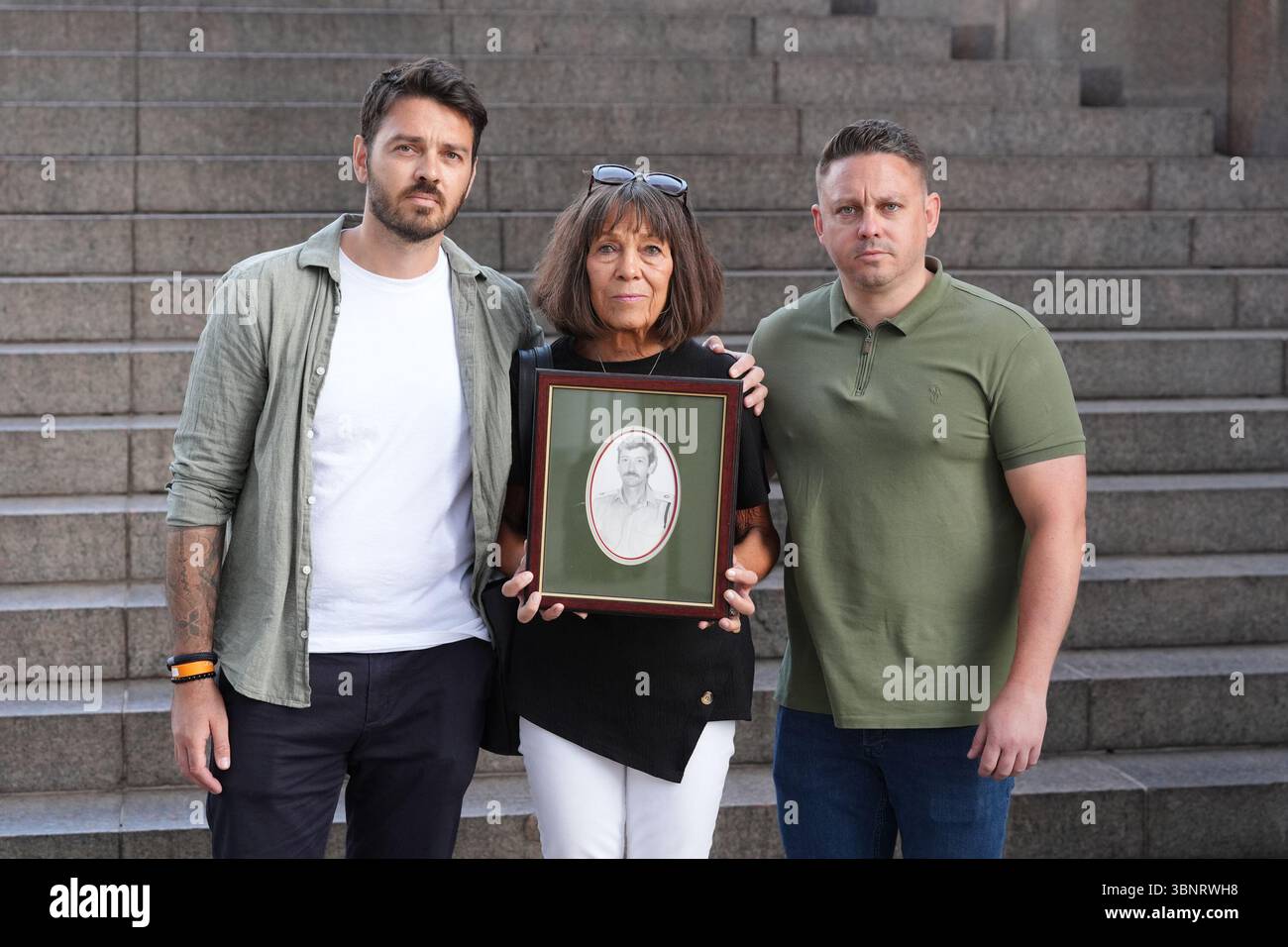 Chinook helicopter crash 1994 hi-res stock photography and images - Alamy
