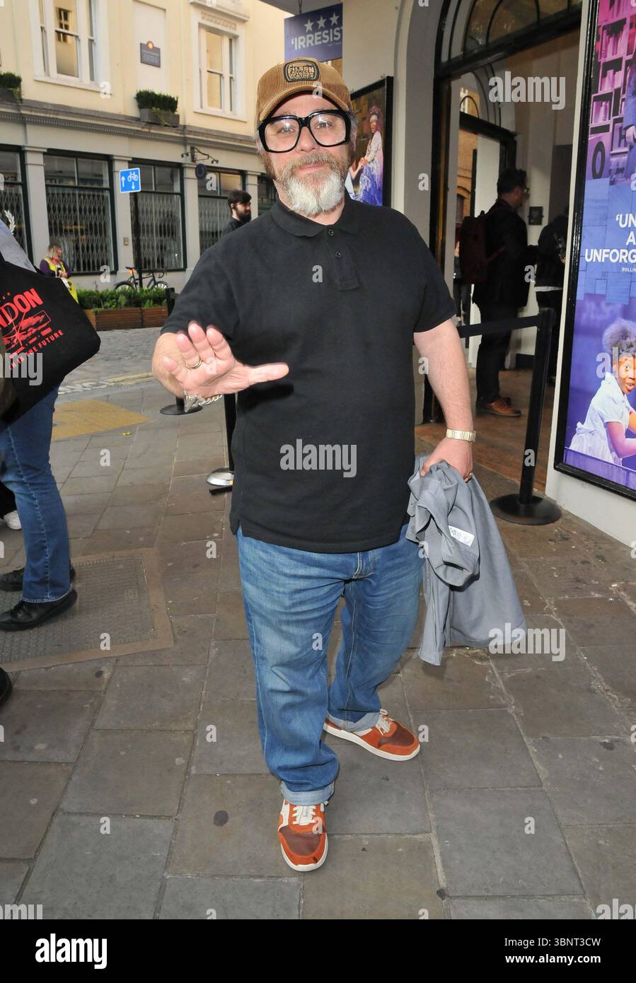 Andy Nyman at the "Showstopper! The Improvised Musical" gala night ...