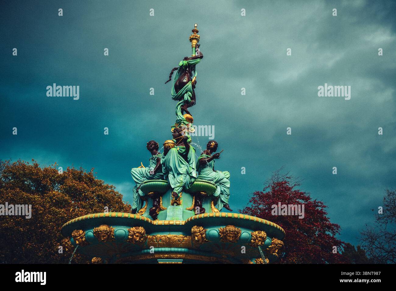 The detailed architecture of Ross Fountain in Edinburgh Stock Photo - Alamy