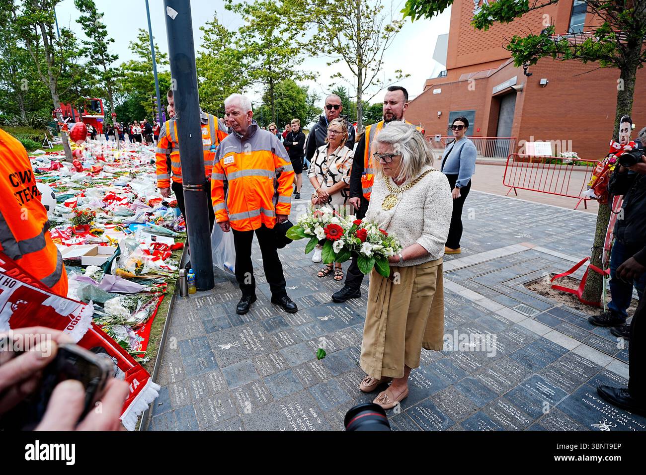Lord Mayor of Liverpool Barbara Murray pays tribute at Anfield Stadium ...