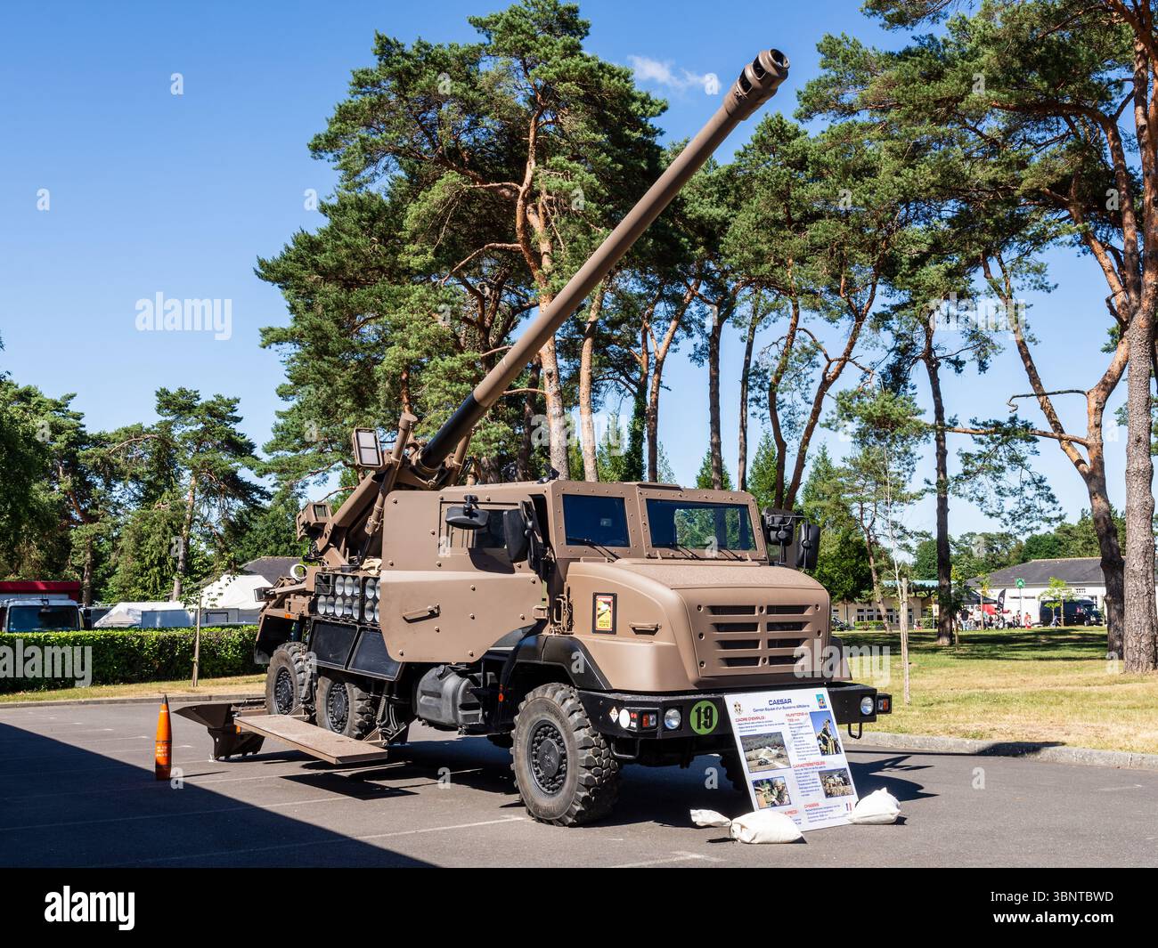 French Army's CAESAR howitzer, a 155 mm self-propelled gun mounted on a ...