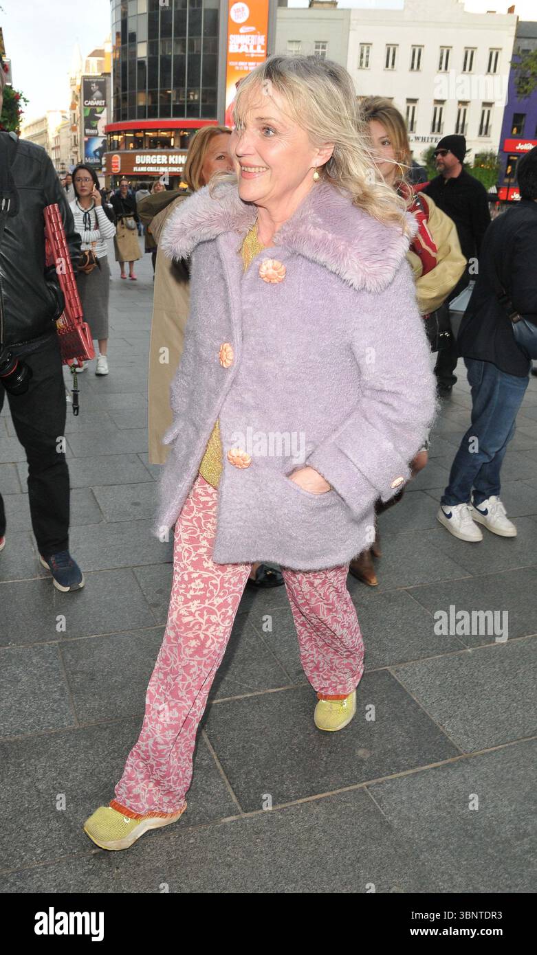 Miranda richardson 2023 hi-res stock photography and images - Alamy