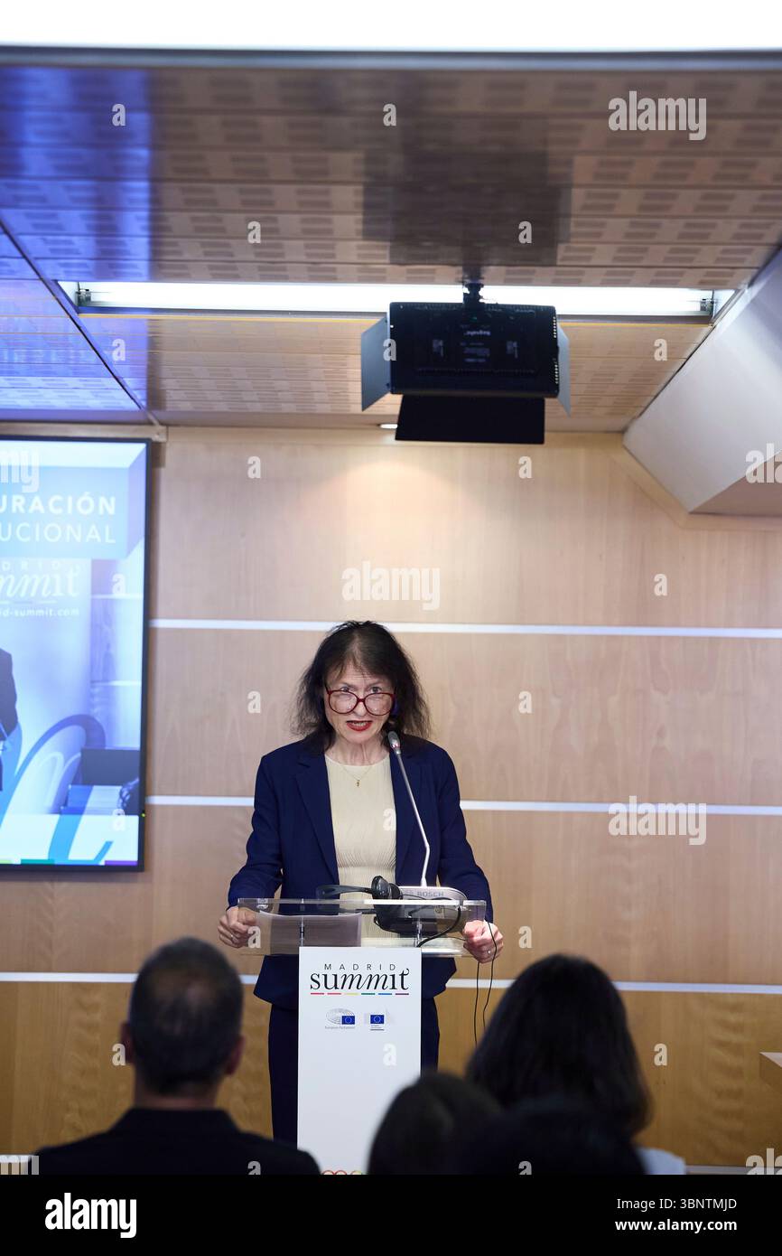 British judge Victoria Mccloud speaks during the VII edition of the ...