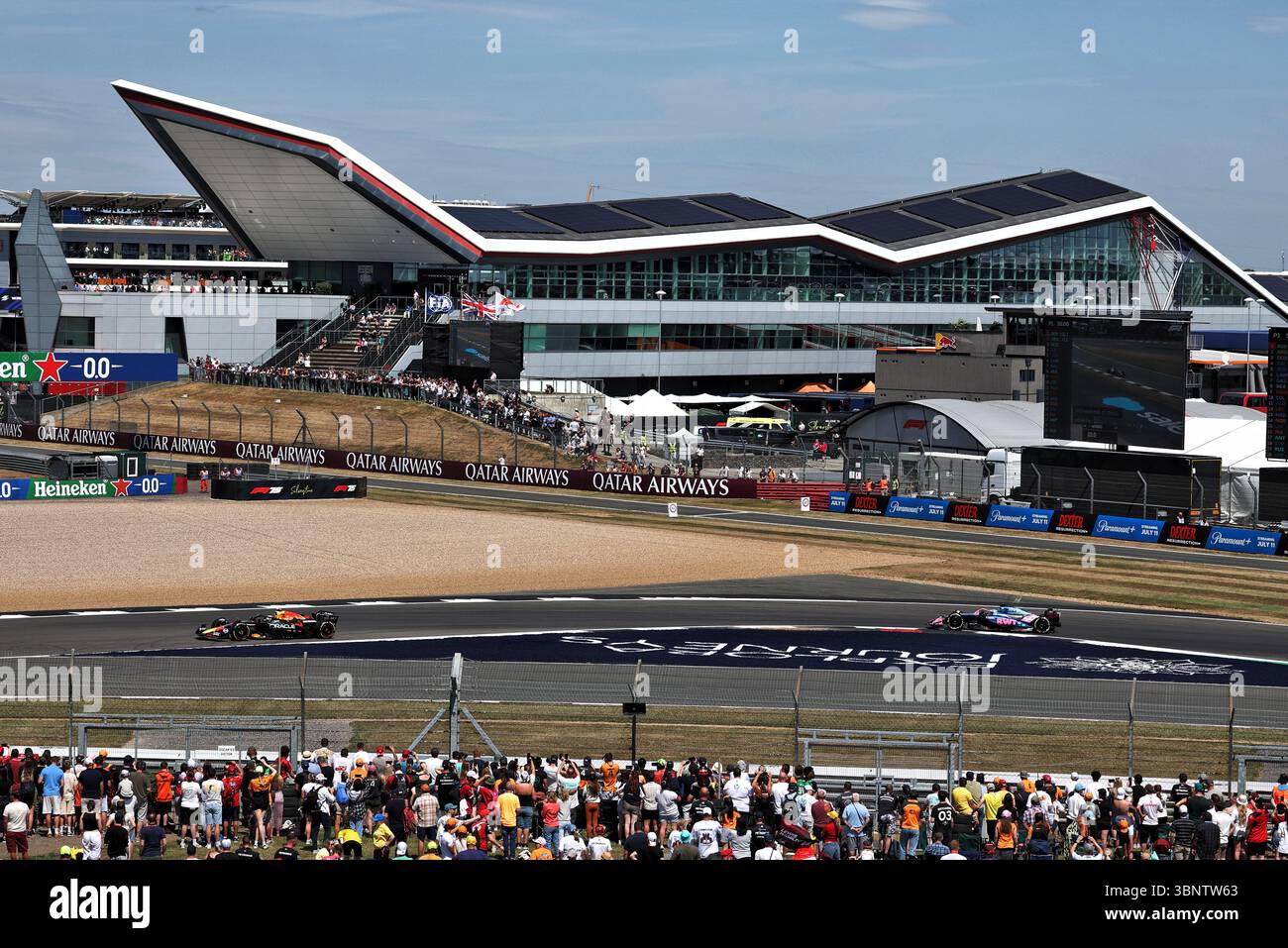 Arvid Lindblad (GBR) Red Bull Racing RB21 Red Bull Junior Driver and ...