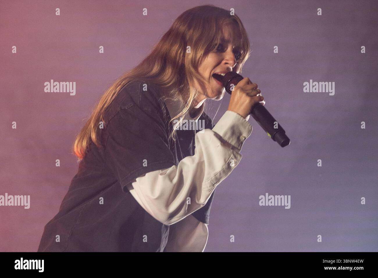 Sarah mariegaard hi-res stock photography and images - Alamy
