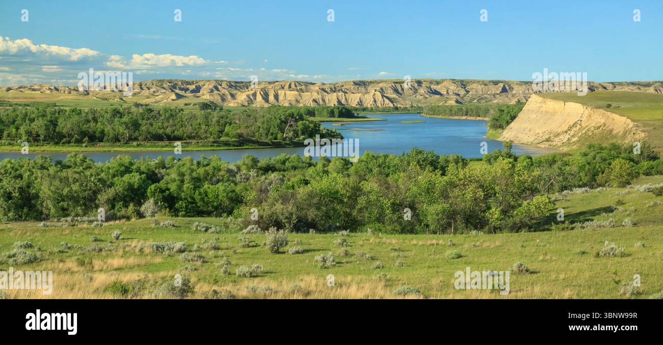 panorama of the missouri river valley and badlands near bainville ...