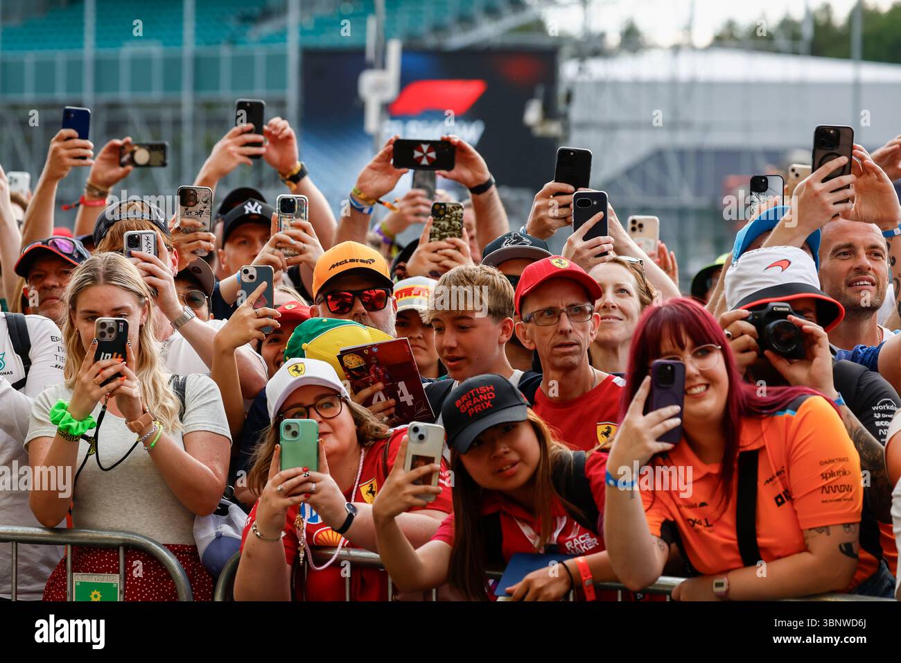 Formula One fans Credit: dpa picture alliance/Alamy Live News Stock ...
