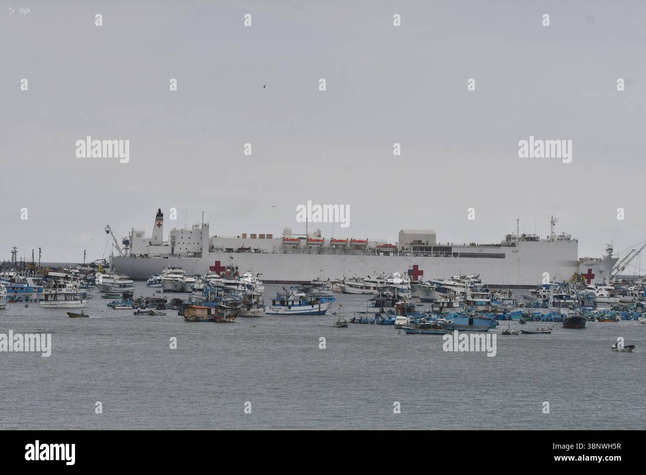 MANTA BUQUE ESTADOS UNIDOS COMFORT Manta, July 4, 2025 Arrival of the ...