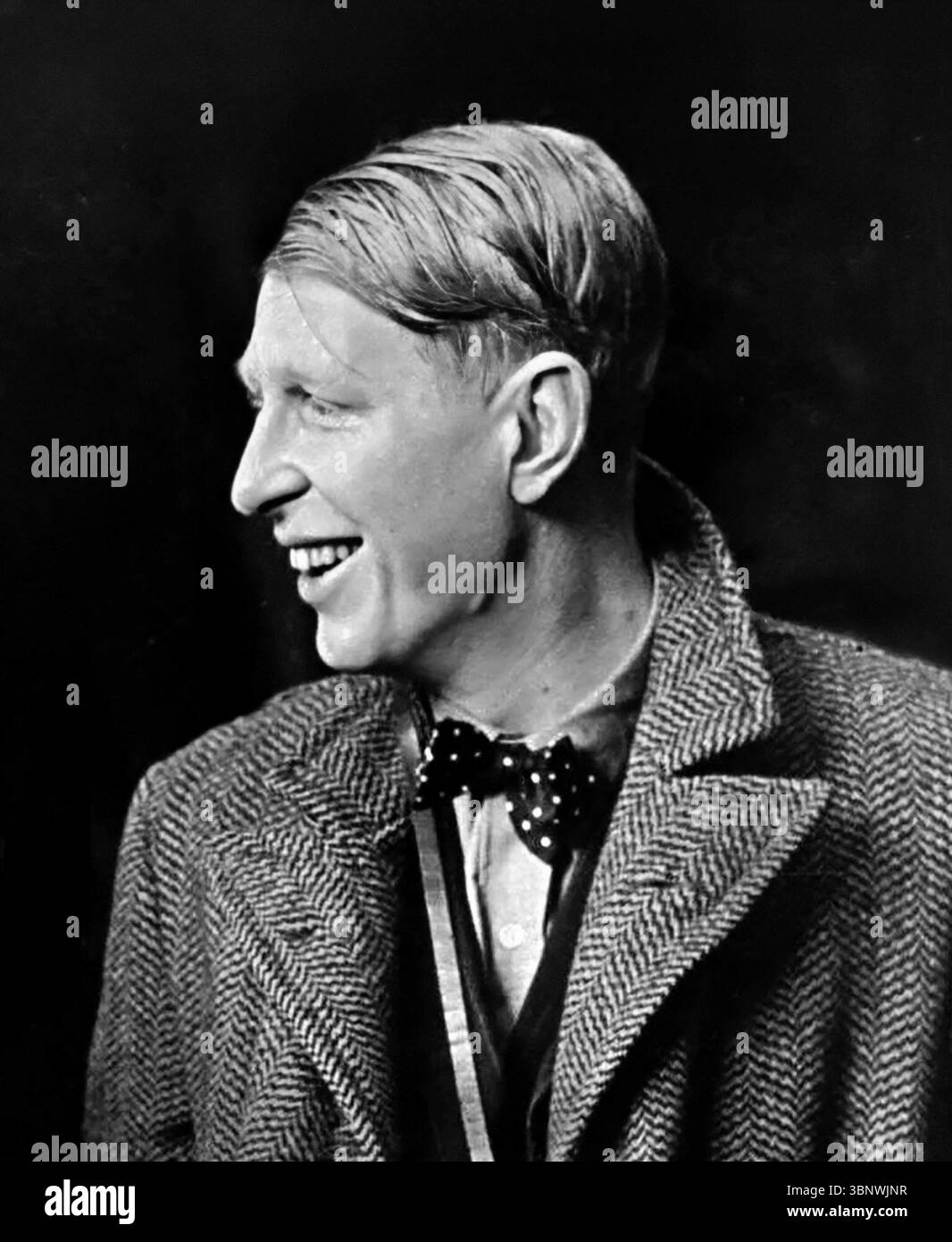 W H Auden. Portrait of the Britisth - American poet, Wystan Hugh Auden ...