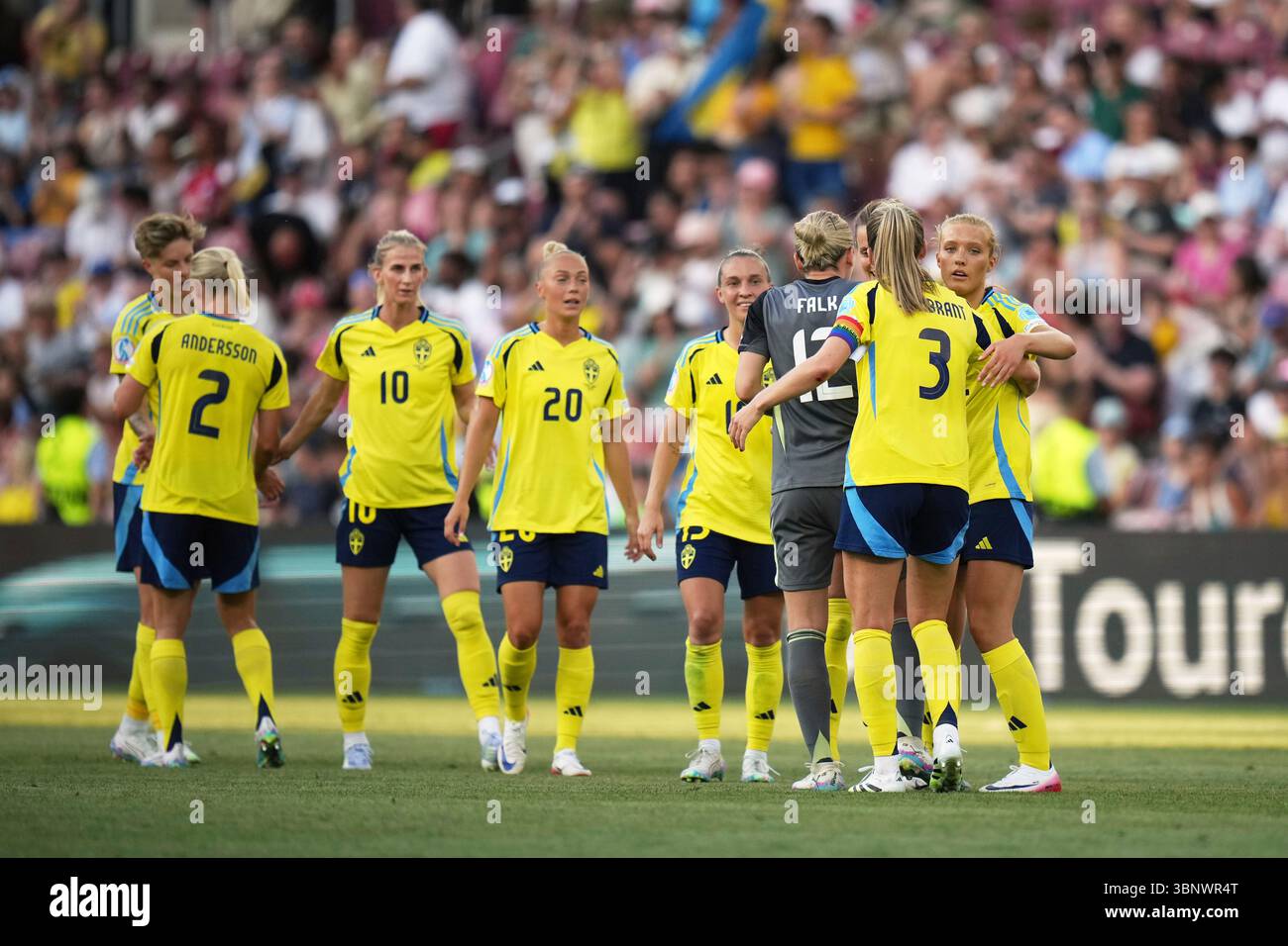 Sweden players celebrate after the Euro 2025, group C, soccer match ...