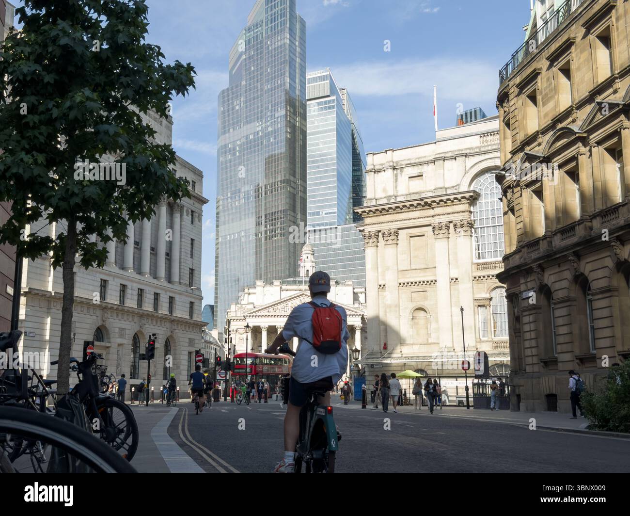 London friday july hi-res stock photography and images - Alamy