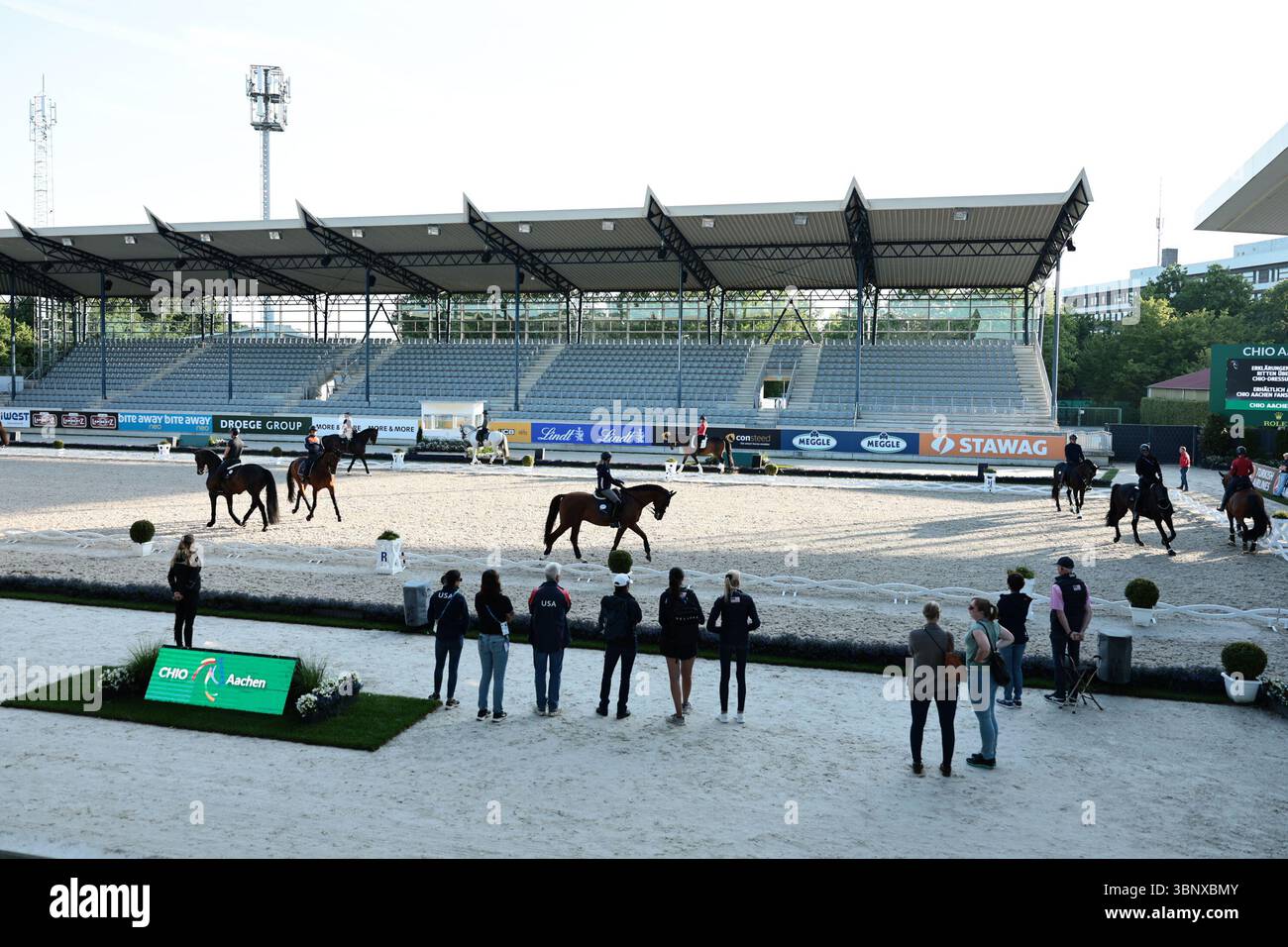 Arena familiarisation before the dressage of the CCIO4* UBS Cup at the ...