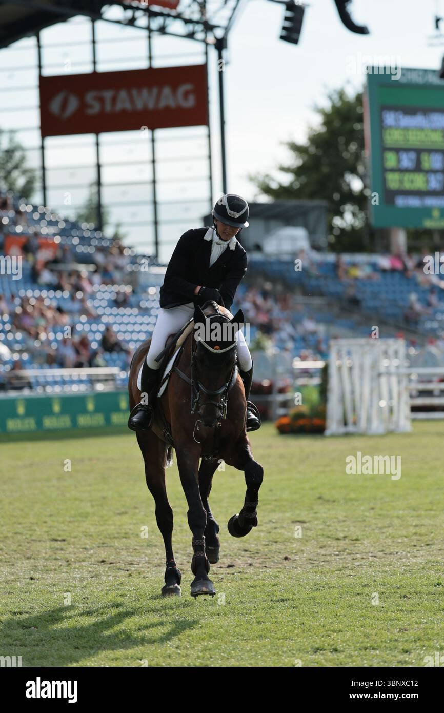 Samantha Lissington of New Zealand with Lord Seekönig during the ...