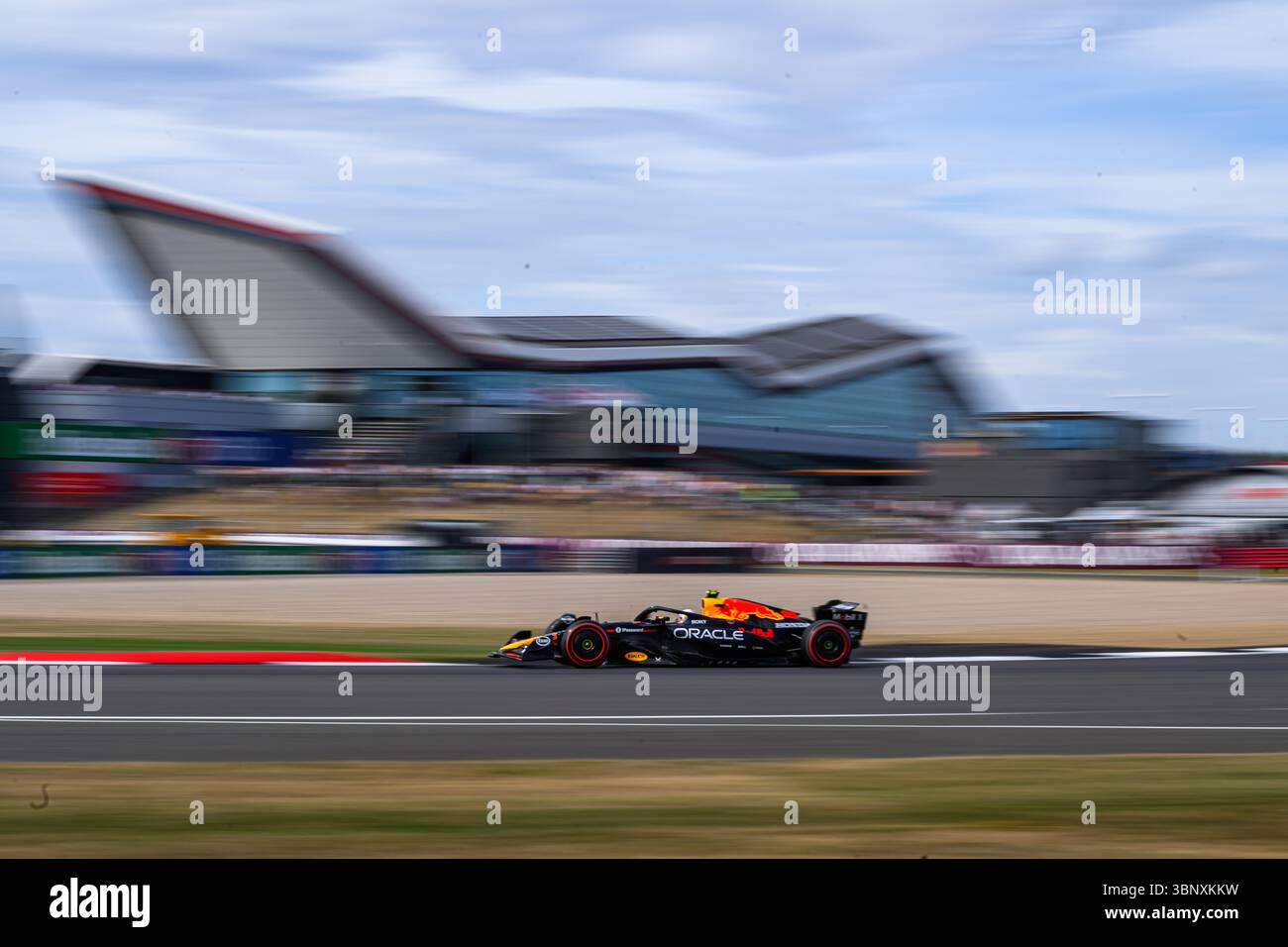 TOWCESTER, UNITED KINGDOM. July 04: Yuki Tsunoda of Red Bull Racing in ...