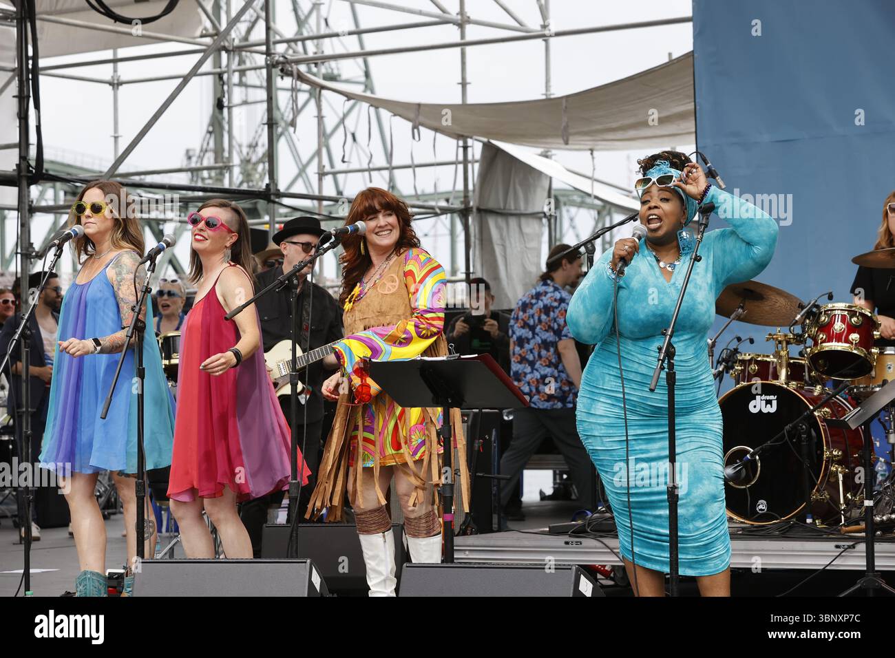 PORTLAND, OR - JULY 4, 2025: Kris Deelane's Psychedelic Soul Revue ...