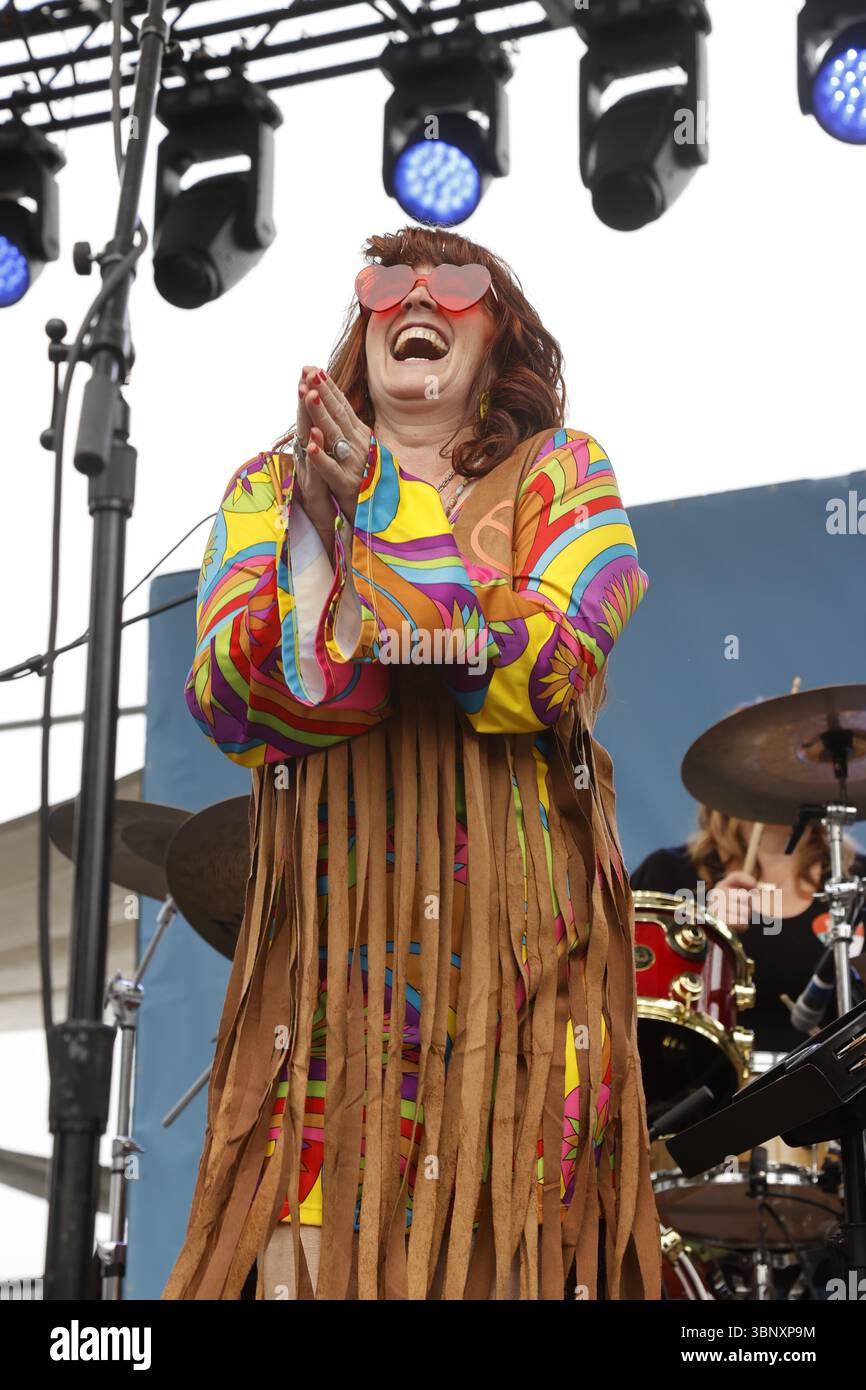 PORTLAND, OR - JULY 4, 2025: Kris Deelane's Psychedelic Soul Revue ...