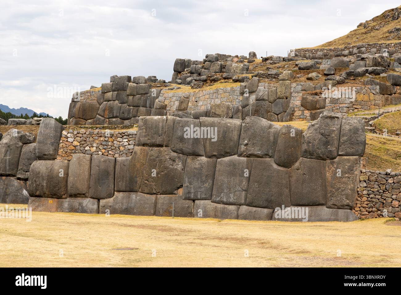 Saqsayhuaman Archaeological Site, Sacred Valley, Cusco, Perú Stock ...