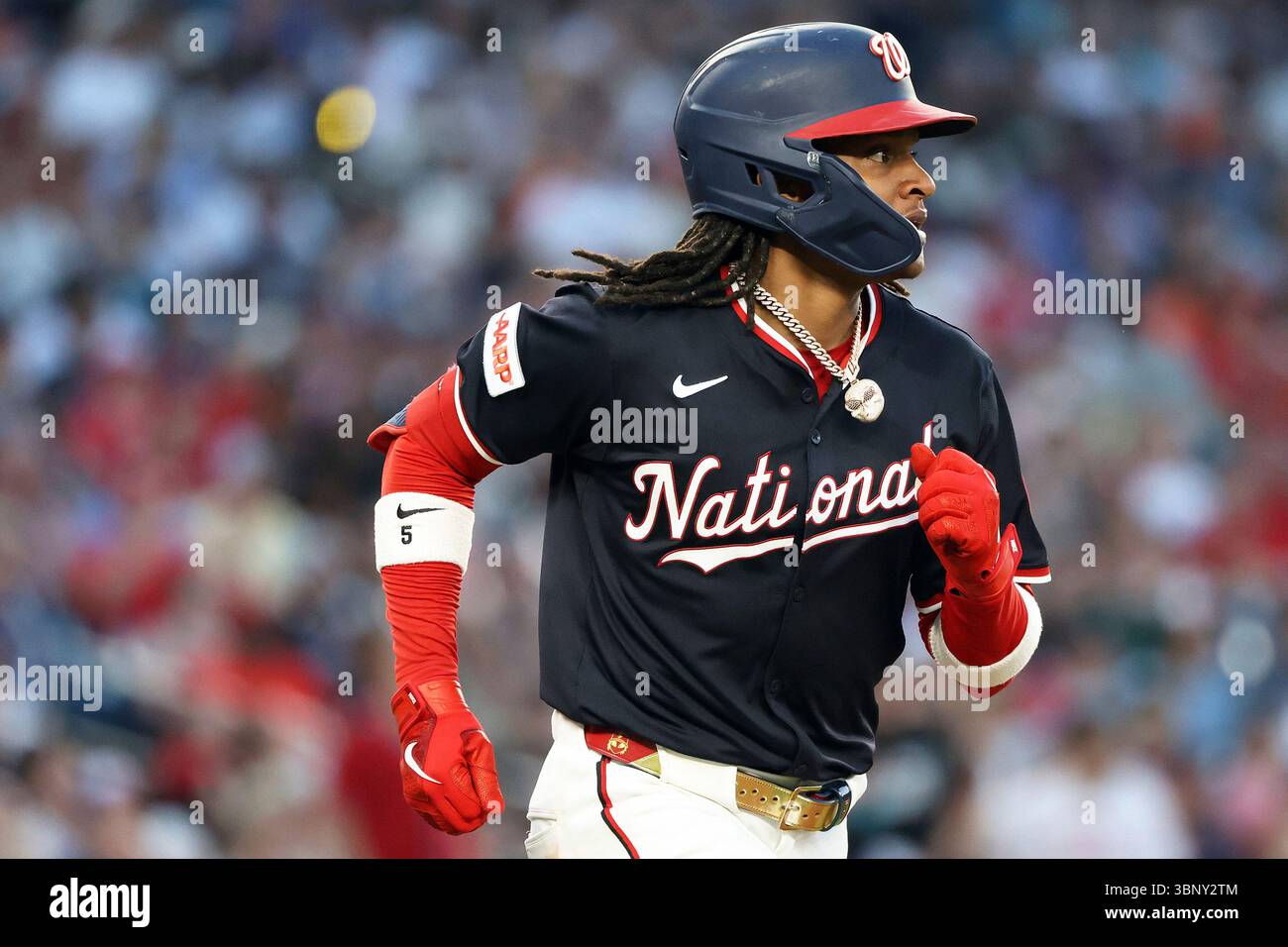 Washington Nationals' CJ Abrams runs to first during the fifth inning ...
