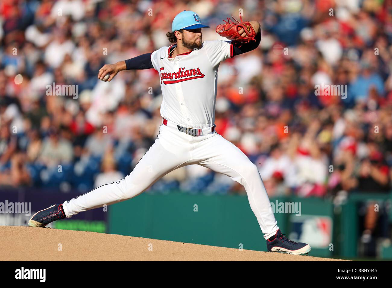 CLEVELAND, OH - JULY 04: Cleveland Guardians starting pitcher Slade ...