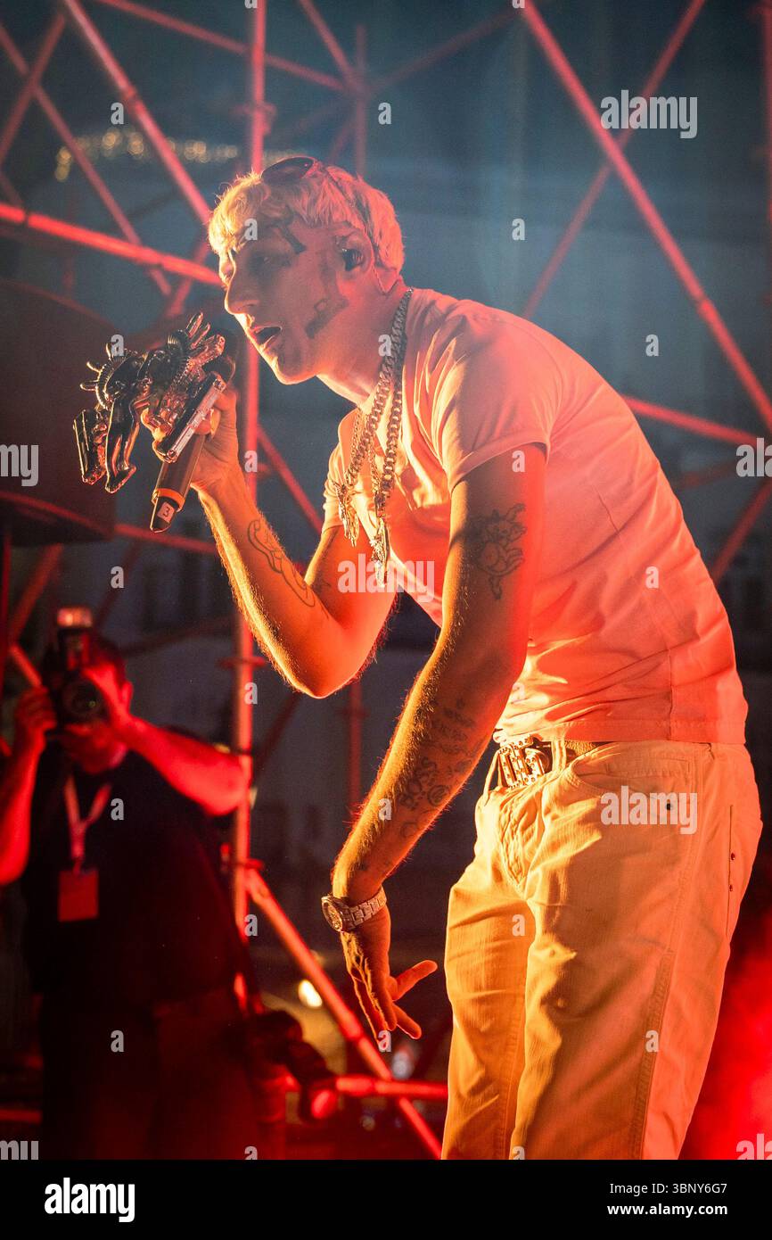 Yung Beef performs during MADO 2025 at Puerta del Sol on July 4, 2025 ...