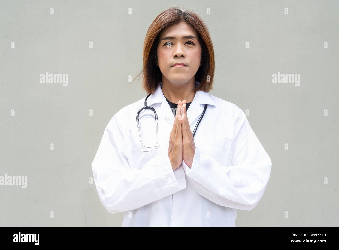 Portrait of Asian transgender non binary doctor with stethoscope. Diversity in healthcare Stock ...