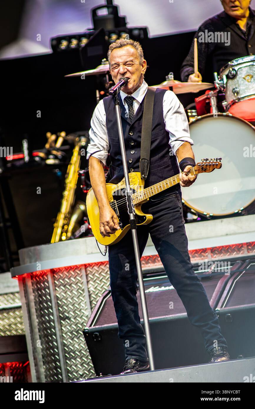 Milan Italy. 03th jul 2025. BRUCE SPRINGSTEEN AND THE E STREET BAND ...