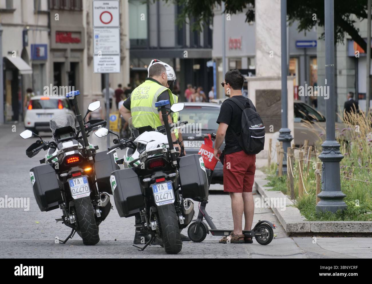 Despite the new highway code, still undisciplined use of scooters on ...