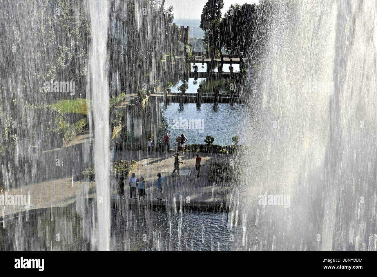 Neptune Fountain, Fontana di Nettuno, fish ponds, Renaissance garden of ...