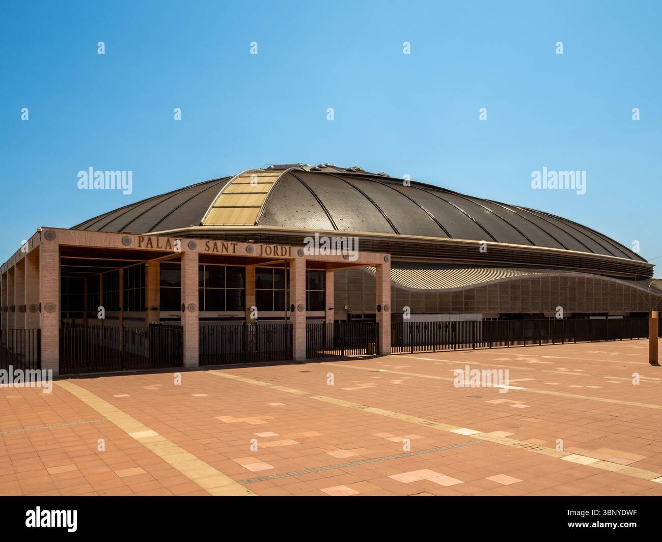 Modern facade palau sant hi-res stock photography and images - Alamy