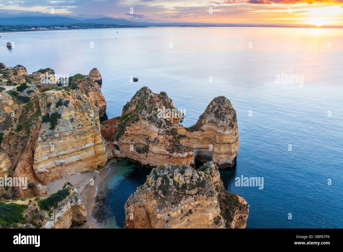 Rock formation ponta de hi-res stock photography and images - Alamy