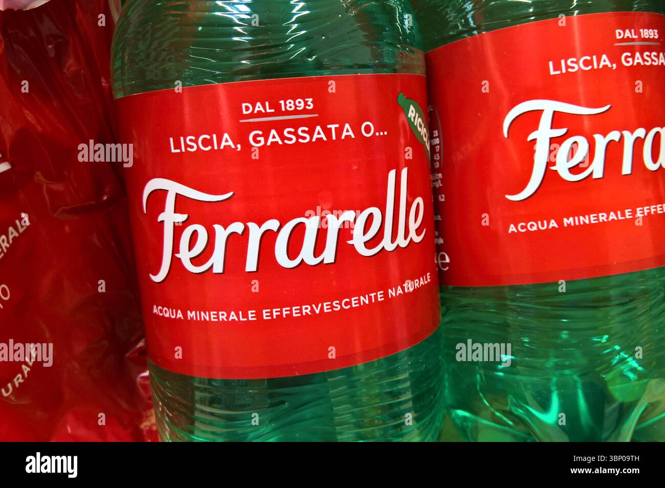 Die Ferrarelle S.p.A. ist ein international tätiger italienischer ...