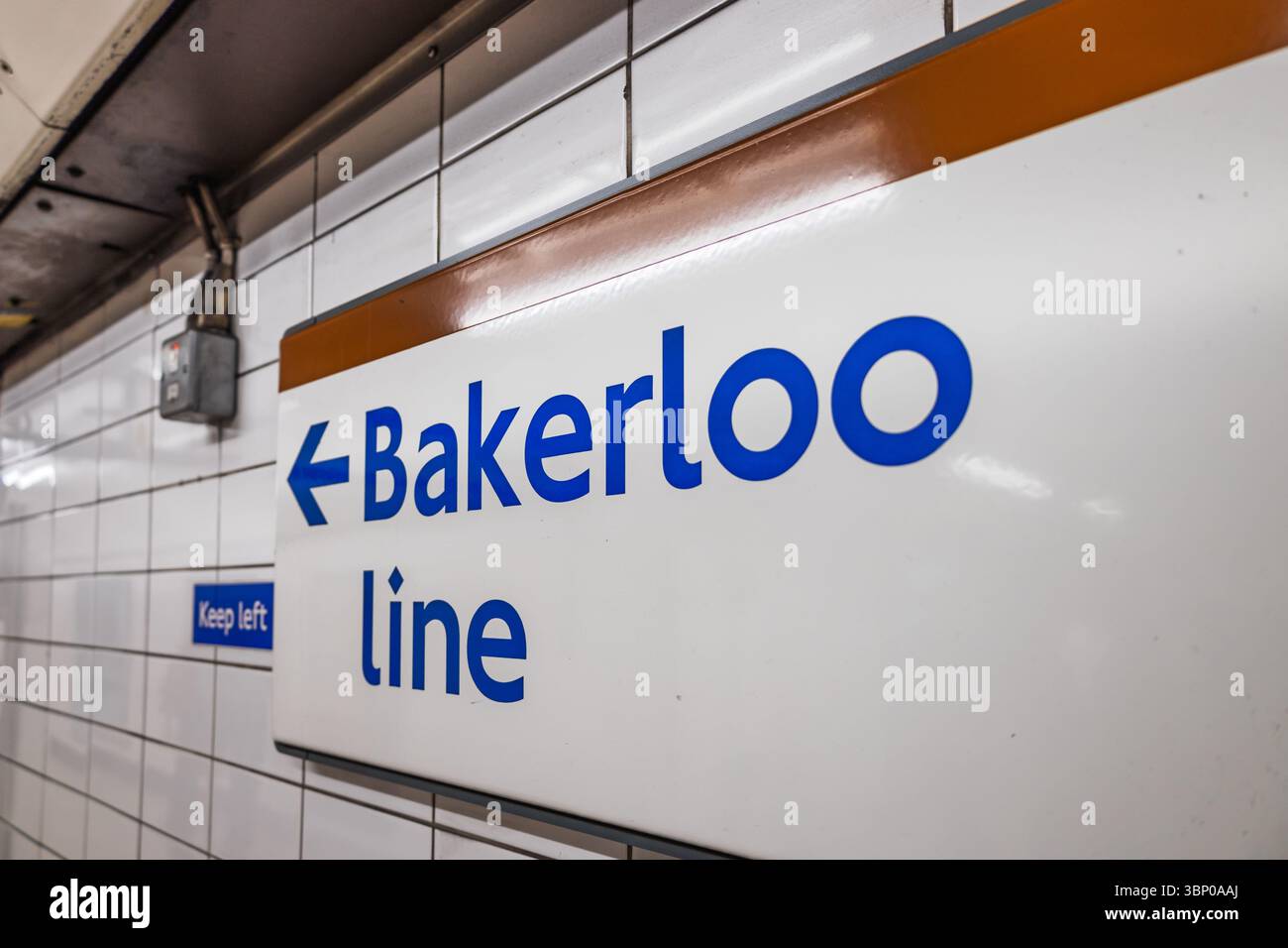 Bakerloo line underground station hi-res stock photography and images ...