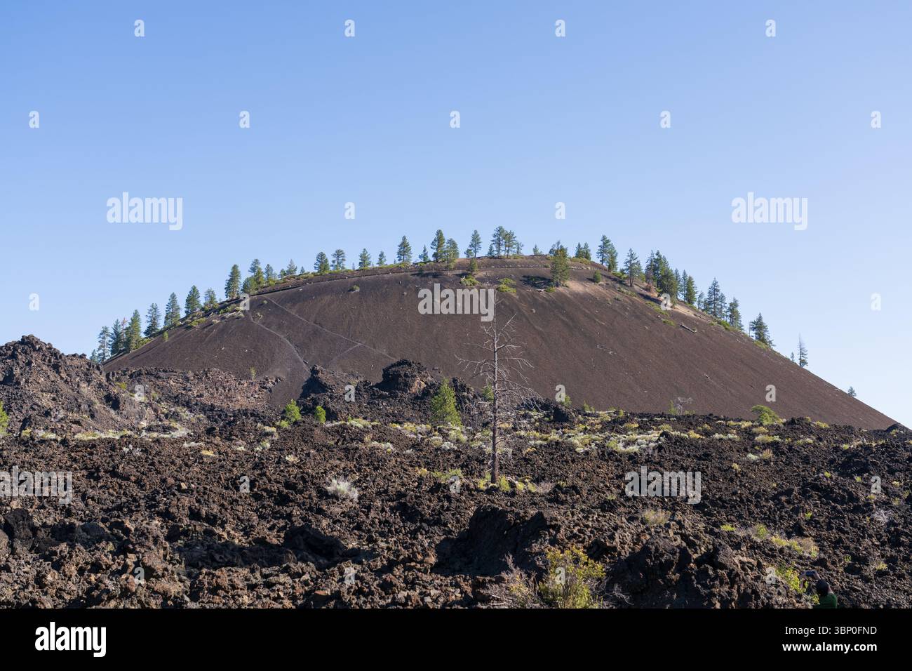 Oregon volcano lava hi-res stock photography and images - Alamy