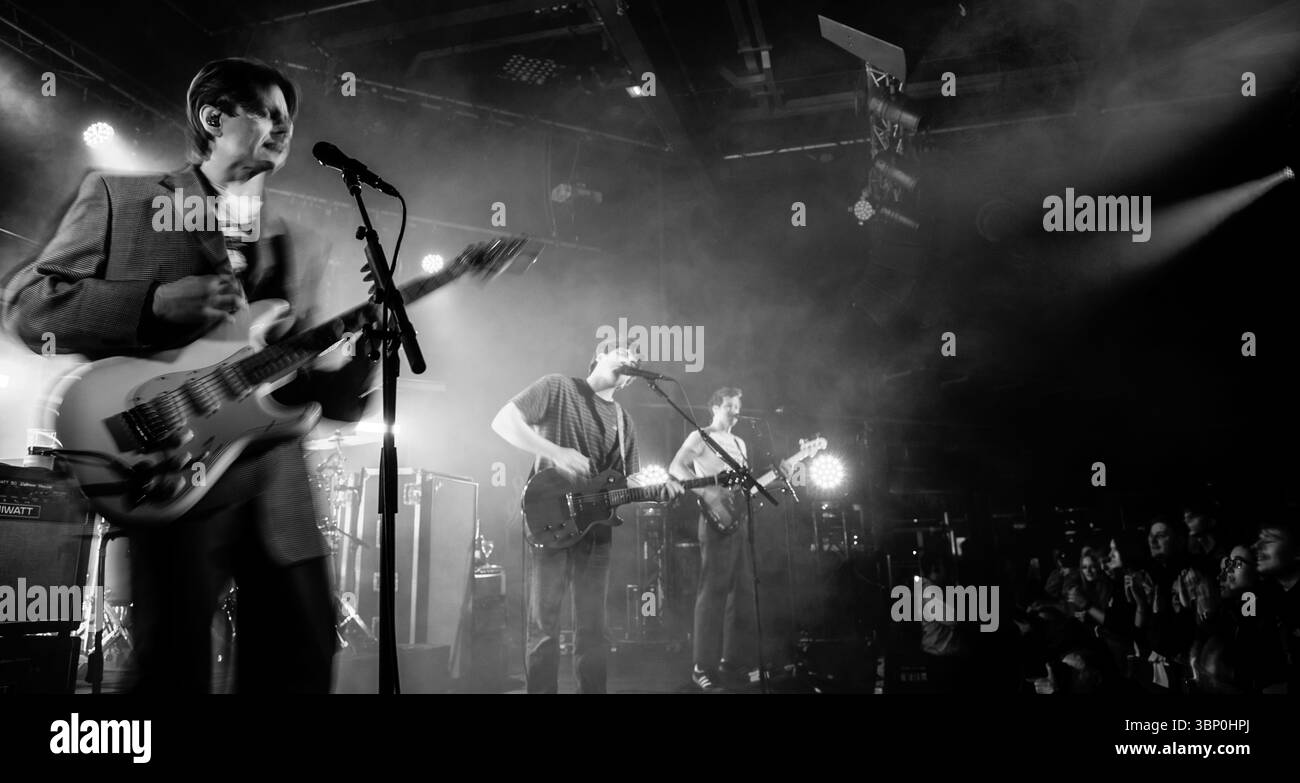 Circa waves band Black and White Stock Photos & Images - Alamy
