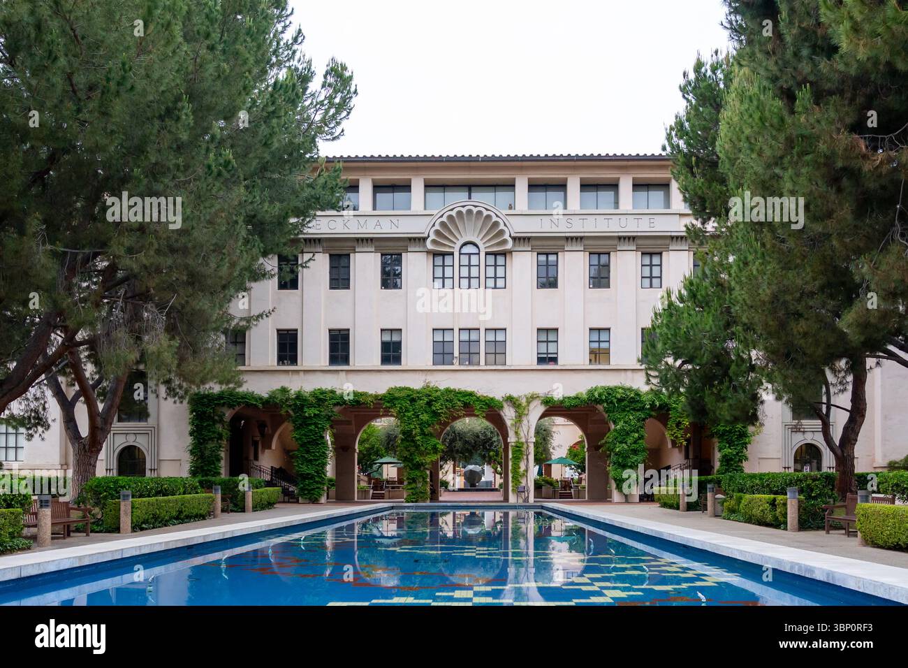 California institute of technology hi-res stock photography and images ...