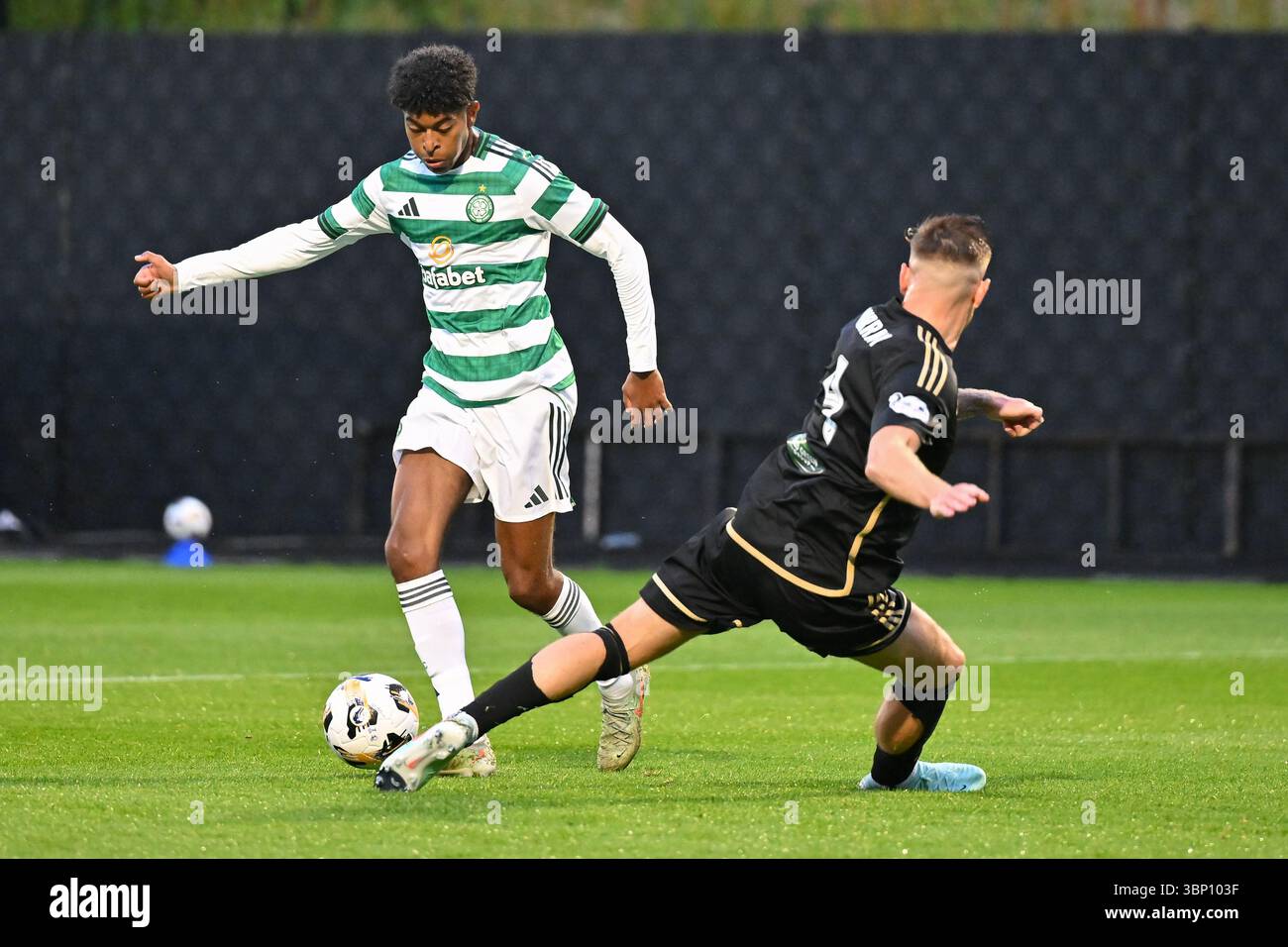 Glasgow, UK. 4th July, 2025. Samuel Isiguzo dribbles into the penalty ...
